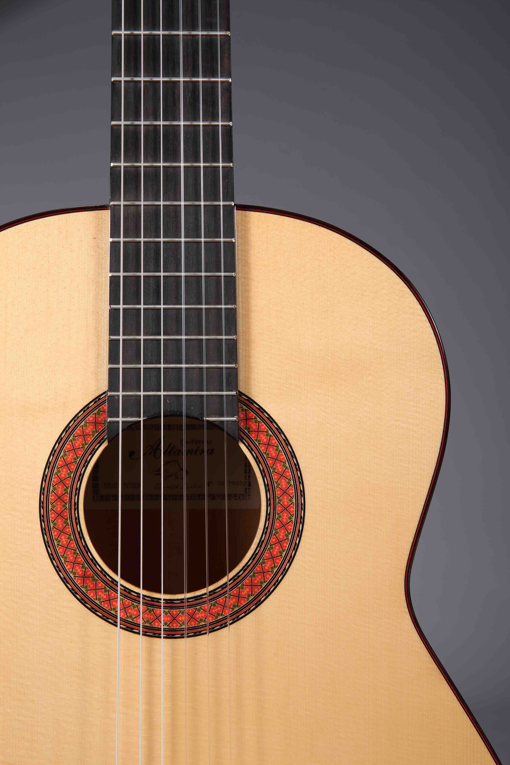 N700F – Altamira Guitars